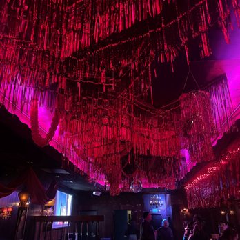 FOOTSIE’S - Updated October 2025 - 128 Photos & 347 Reviews - 2640 N ...