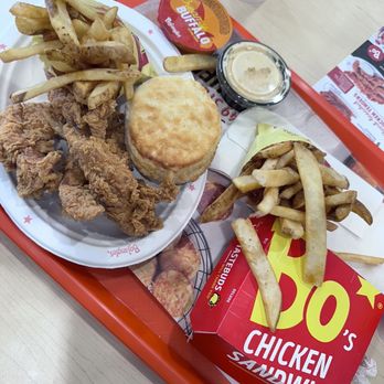 BOJANGLES - Updated July 2025 - 54 Photos & 33 Reviews - 4721 Collina ...