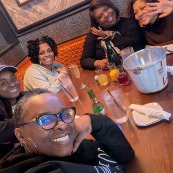 INK N IVY - Updated March 2025 - 610 Photos & 825 Reviews - 222 S ...