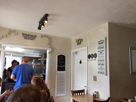 EAT - Updated November 2024 - 171 Photos & 191 Reviews - 609 Page Blvd ...