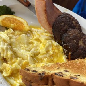 JOLLY INN - Updated September 2025 - 40 Photos & 40 Reviews - 8019 M-77 ...