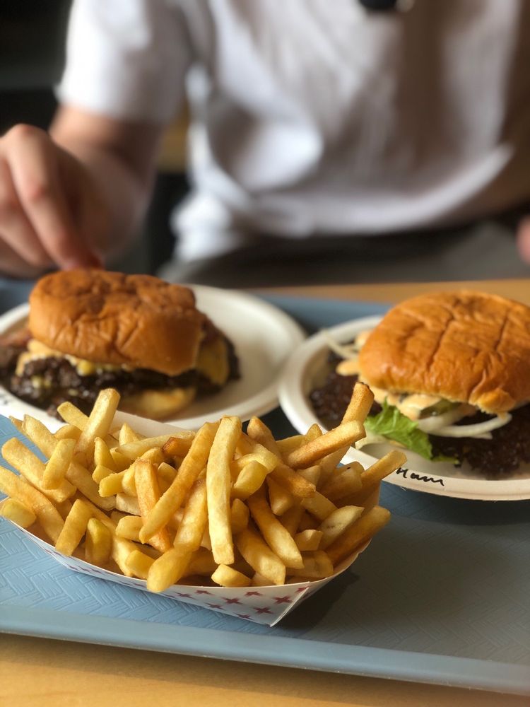 FOR THE WIN - 562 Photos & 883 Reviews - 6221 Franklin Ave, Los Angeles ...