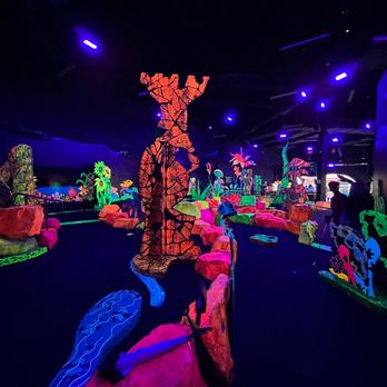 PUTTING EDGE - Updated August 2024 - 286 Photos & 118 Reviews - 5250 ...