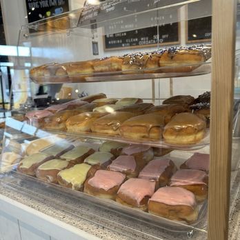 MAPLE BAR - Updated October 2025 - 71 Photos & 47 Reviews - 4252 ...