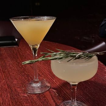 STABLES STEAKHOUSE - Updated July 2024 - 126 Photos & 134 Reviews - 939 ...