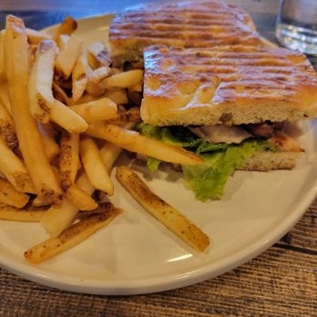 O2 EATERY - Updated December 2024 - 117 Photos & 55 Reviews - 1746 ...