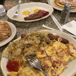 RITZ DINER - Updated December 2025 - 141 Photos & 146 Reviews - 8000 ...