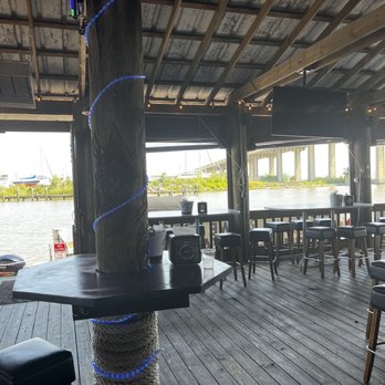 THE RIVER SHACK - Updated September 2024 - 90 Photos & 51 Reviews ...