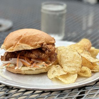 BREAD & CIRCUS SANDWICH KITCHEN - Updated May 2025 - 298 Photos & 305 ...