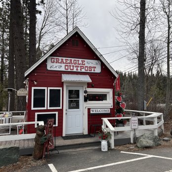 GRAEAGLE OUTPOST - Updated October 2025 - 49 Photos & 36 Reviews - 11 ...