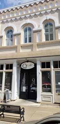 Q CAFE - 85 Photos & 87 Reviews - 122 N Broad St, Thomasville, Georgia ...