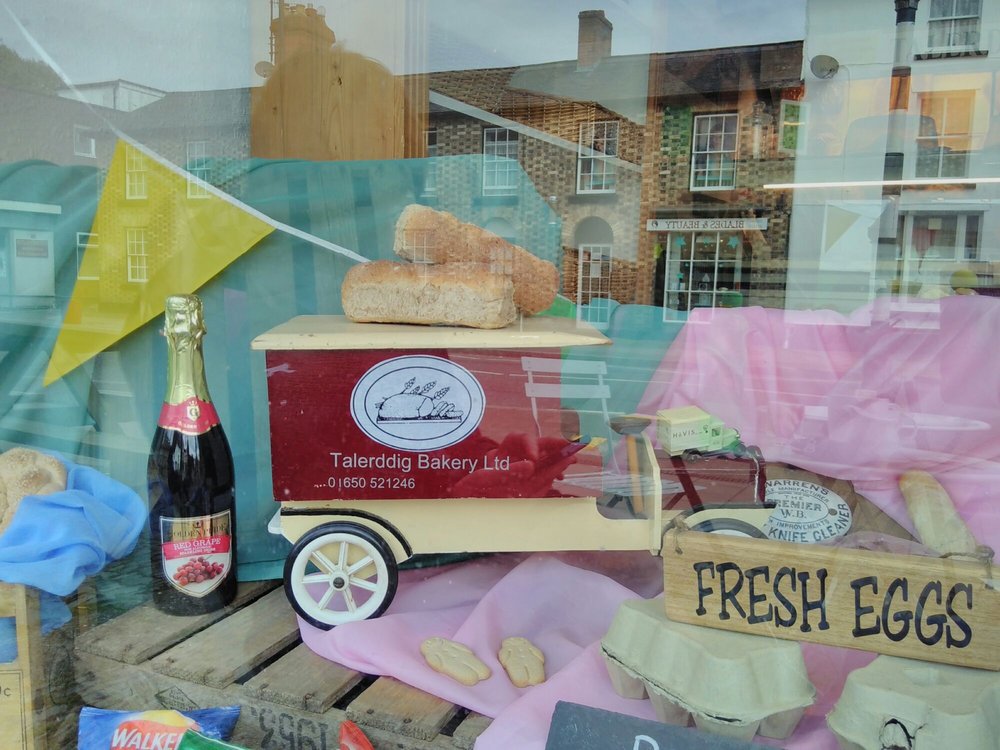 TALERDDIG BAKERY - 42 Long Bridge Street, Llanidloes, Powys, United ...