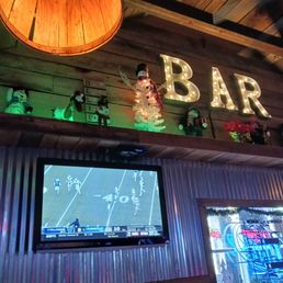 BIRD RIVER INN CRAB HOUSE - Updated July 2025 - 58 Photos & 52 Reviews ...