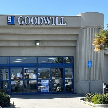 GOODWILL OF SILICON VALLEY - Updated December 2025 - 135 Photos & 105 ...