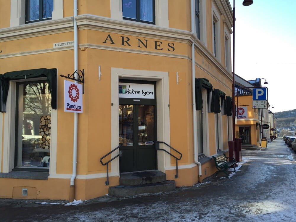 ARNES FARGEHANDEL - Kongegata 26, Larvik, Norway - Home & Garden ...