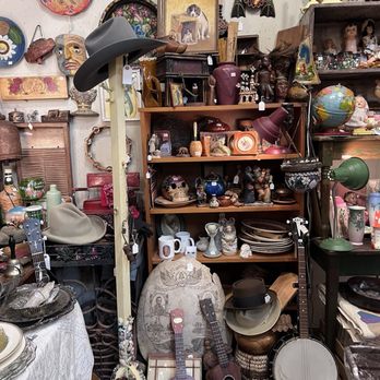 UNCOMMON OBJECTS - Updated July 2025 - 884 Photos & 423 Reviews - 1602 ...