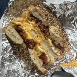 THB BAGELRY & DELI - Updated October 2025 - 101 Photos & 109 Reviews ...