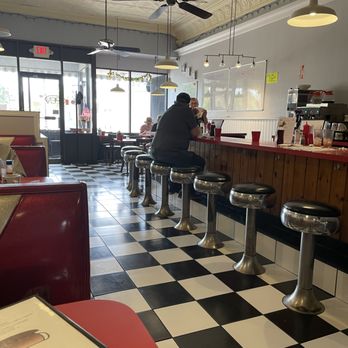 MIMIS DINER - Updated December 2025 - 32 Photos & 13 Reviews - 10 Oak ...