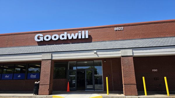 GOODWILL: BALLANTYNE - EAST - Updated December 2025 - 26 Photos & 10 ...