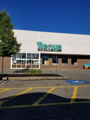 RENYS - Updated January 2026 - 22 Reviews - 107 Wells Plz, Wells, Maine ...