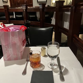 TRUMP GRILL - Updated December 2025 - 171 Photos & 331 Reviews - 725 ...