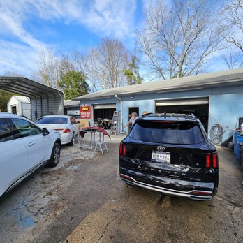CAROLINA COLLISION CENTER - Updated January 2026 - 4418 Vaucluse Rd ...