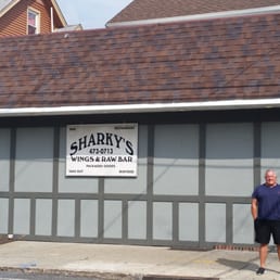 SHARKY’S WINGS & RAW BAR - Updated July 2025 - 659 Photos & 667 Reviews ...