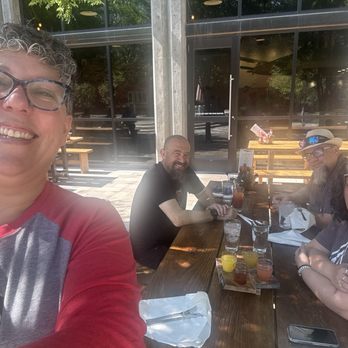 SIX CAR PUB & BREWERY - Updated February 2025 - 197 Photos & 211 ...