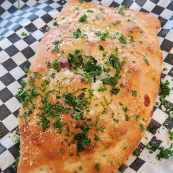 UPPER CRUST PIZZA - Updated December 2025 - 25 Photos & 27 Reviews ...