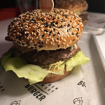 GORDON RAMSAY BURGER - Updated January 2025 - 285 Photos & 174 Reviews ...