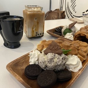 POOP CAFE - 926 Photos & 273 Reviews - 706 Bloor St W, Toronto, ON - Yelp