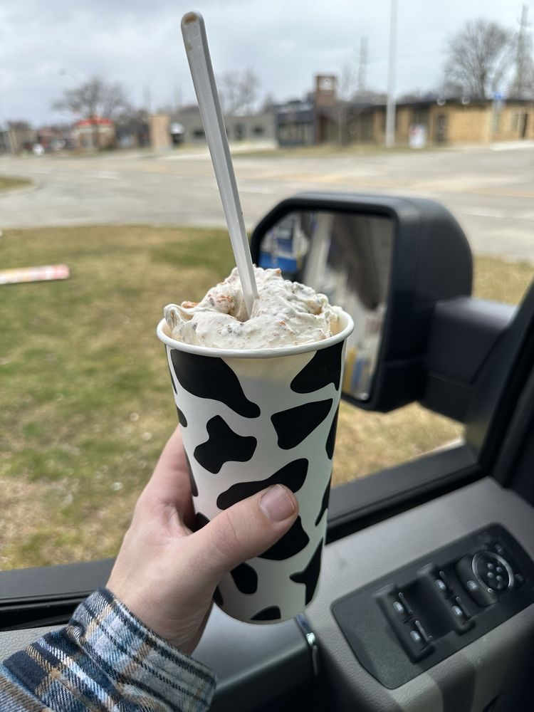 COLD COW ICE CREAM - Updated November 2024 - 82 Photos & 50 Reviews ...