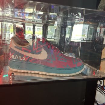 GRAILS MIAMI - RESTAURANT & SPORTS BAR - Updated December 2025 - 1525 ...