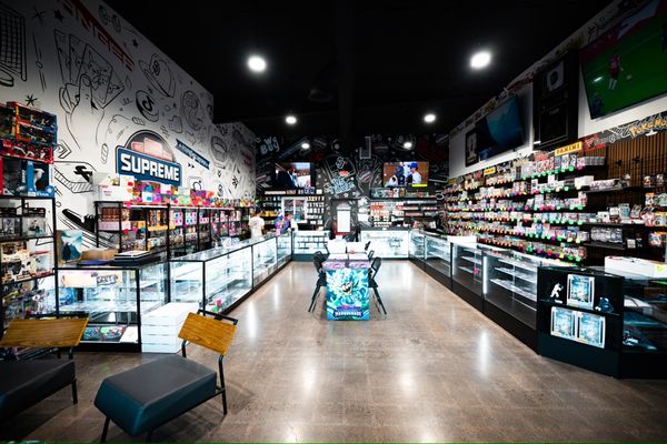 SUPREME CARD SHOP - Updated June 2024 - 22 Photos - 9122 Fletcher Pkwy ...