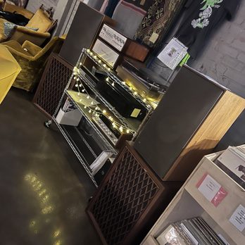 THE SOUND BAR - Updated January 2026 - 81 Photos & 38 Reviews - 712B N ...