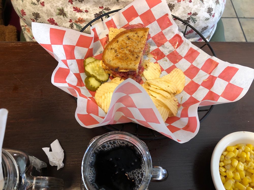 COUNTRY COTTAGE RESTAURANT - Updated March 2025 - 136 Photos & 112 ...