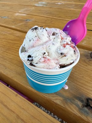 HIPPY DIPPY CREAMERY - Updated October 2025 - 35 Photos & 13 Reviews ...