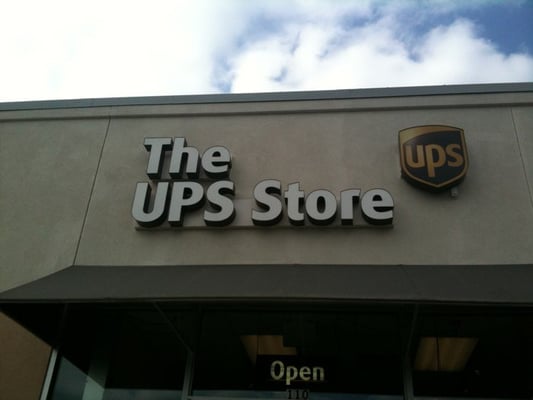 THE UPS STORE - Updated November 2024 - 24 Photos & 44 Reviews - 4447 N ...
