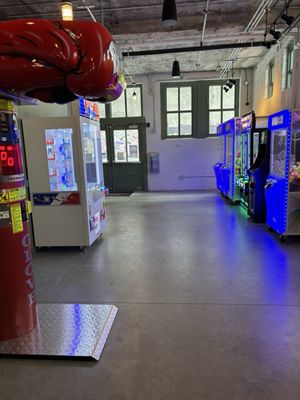 LARKS ENTERTAINMENT - Updated October 2025 - 73 Photos & 18 Reviews ...