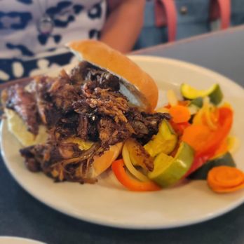 RIVERFRONT BARBEQUE & GRILLE - Updated June 2024 - 110 Photos & 162 ...