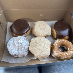 HOUSE OF DONUTS - Updated October 2025 - 2236 Karl Ann Dr, Sandusky ...