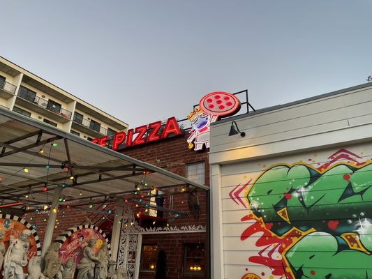 HOME SLICE PIZZA - 122 Photos & 58 Reviews - 3701 Travis St, Houston ...