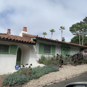 MUNCHKIN HOUSE - Updated September 2025 - 11 Photos - 7477 Hillside Dr ...