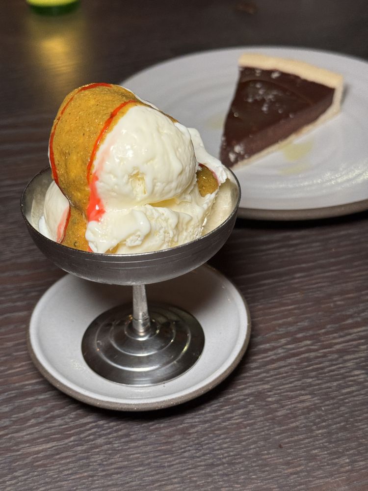 HUDA - 16 Photos - 312 Leonard St, Brooklyn, New York - Arabic ...