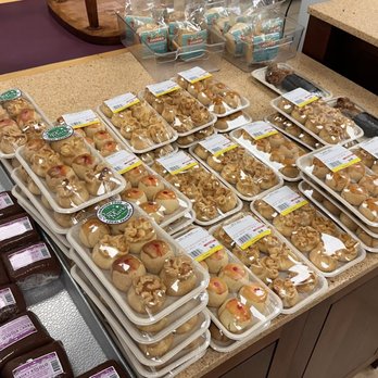 PONO MARKET - Updated 2024 - 977 Photos & 1315 Reviews - 4-1300 Kuhio ...