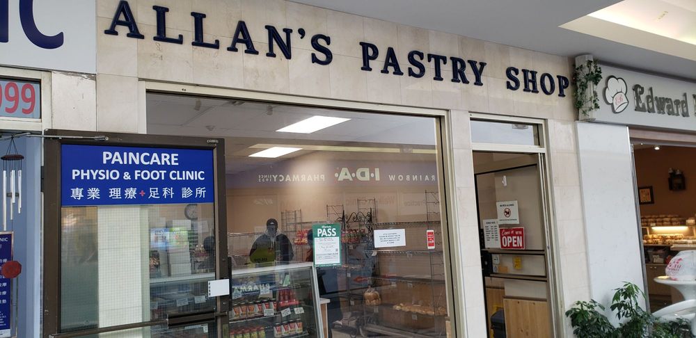 ALLAN’S PASTRY SHOP - 25 Photos & 48 Reviews - 3064 Don Mills Road ...