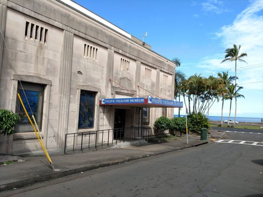 PACIFIC TSUNAMI MUSEUM - 30 Photos & 25 Reviews - 130 Kamehameha Ave ...