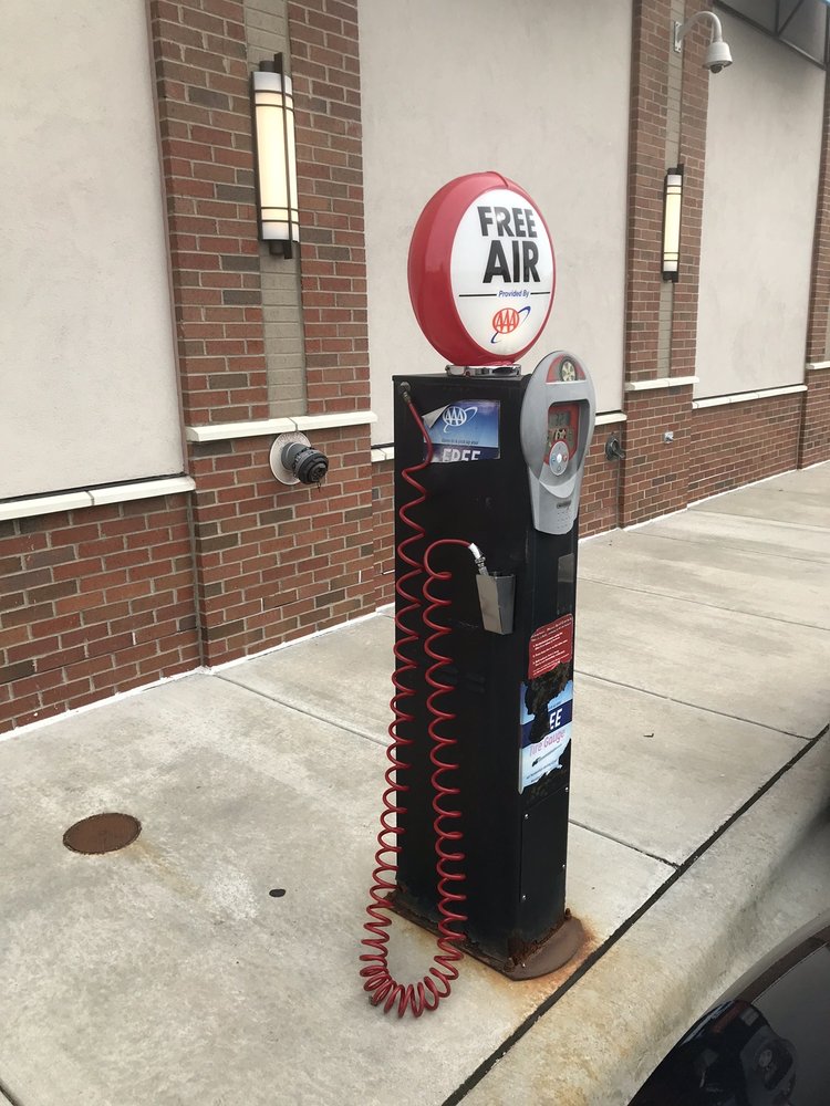 AAA NORTH RIVERSIDE CAR CARE PLUS - 32 Photos & 47 Reviews - 2512 ...