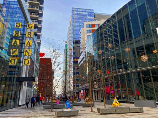 SEAPORT COMMON - Updated March 2025 - 36 Photos - 85 Northern Ave ...