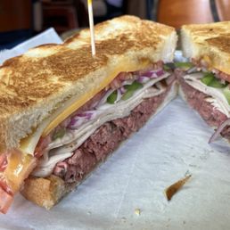 MAIZE N BLUE DELI - Updated December 2025 - 130 Photos & 192 Reviews ...